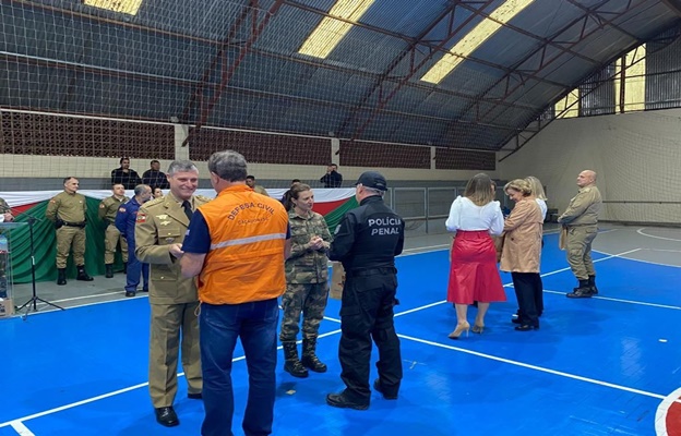 Comenda: Coordenador da Defesa Civil de Caçador recebe título de “Amigo ...